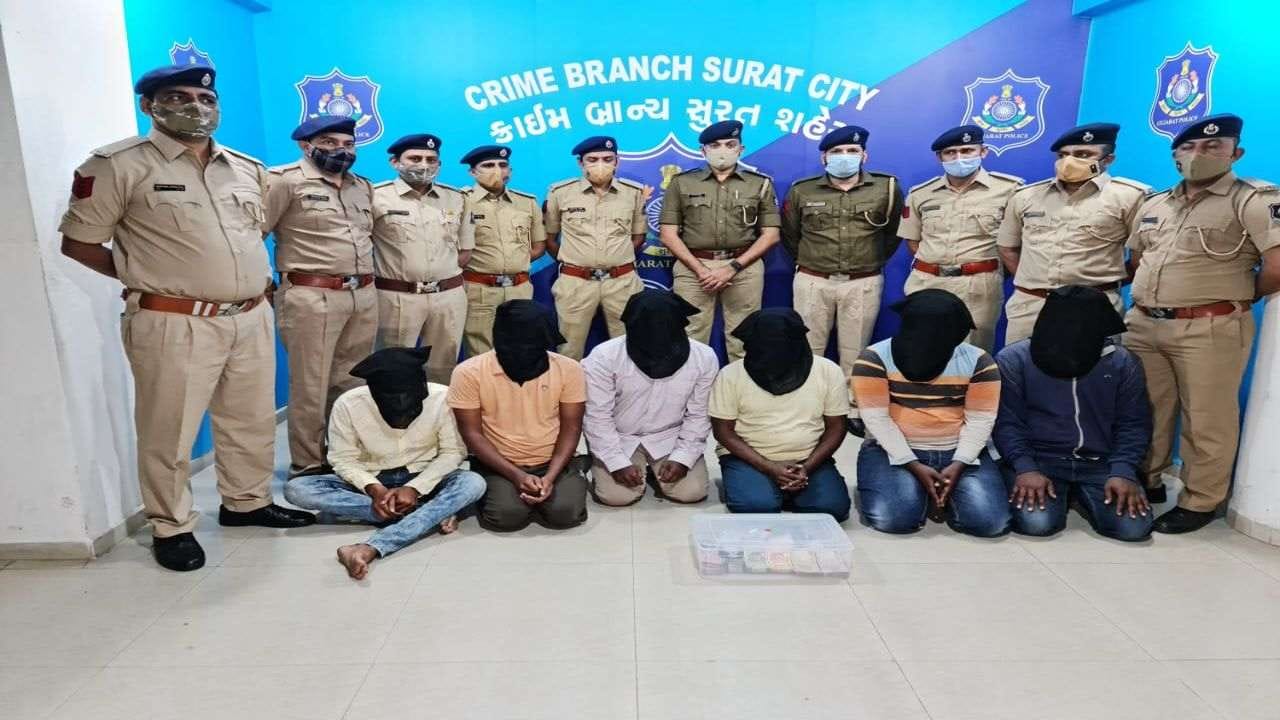 Surat: એક્ટિવાની ડીક્કી કે કારના કાચ તોડી રોકડની ઉઠાંતરી કરતી આંતરરાજ્ય ...