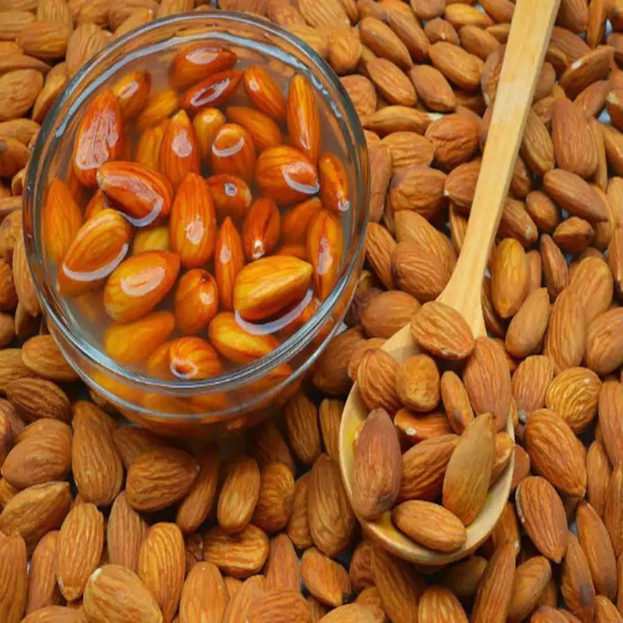 Soaked Dry Fruits : જાણો ક્યા ડ્રાય ફ્રુટ્સને પલાળીને ખાવા જોઈએ અને કયા ...