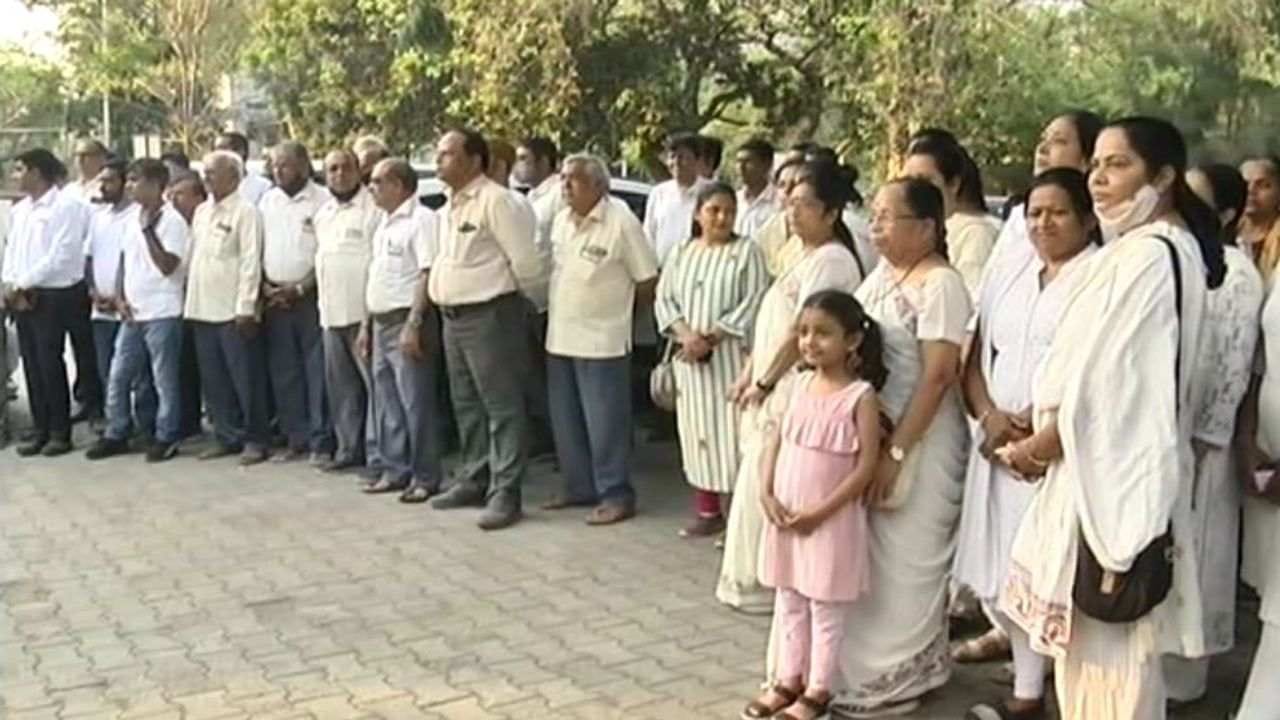 હરિધામ સોખડાનો વિવાદ હવે સુરત સુધી પહોંચ્યો, પ્રબોધ સ્વામી જૂથ દ્વારા ...