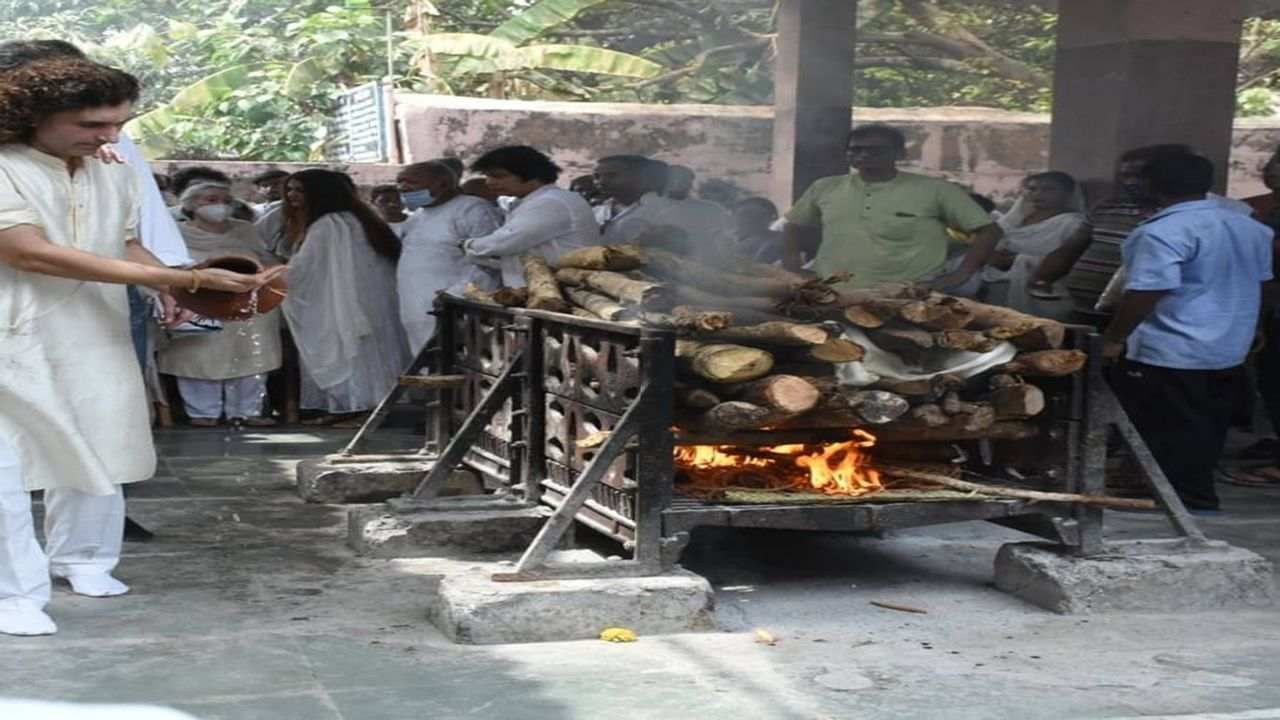 Pandit Shivkumar Sharma Funeral Photos: પંડિત શિવકુમાર શર્માનો દેહ ...