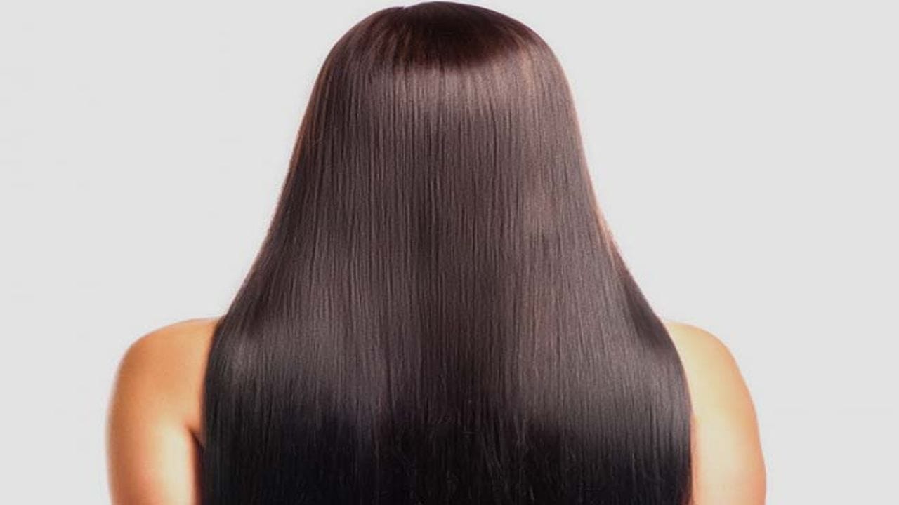 Hairstyle Tips: ઓછા ખર્ચે પોતાના વાળને કરો સ્ટ્રેટ, ફોલો કરો આ ટિપ્સ ...