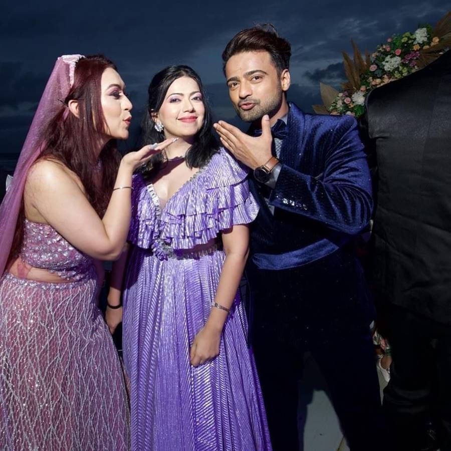 Manish Nagdev Engagement: મનીષ નાગદેવની સગાઈમાં પતિ સાથે પહોંચી ...