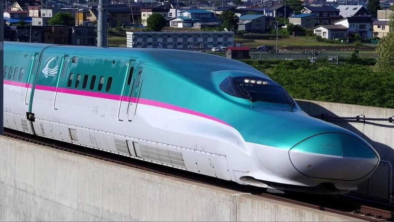 ઓગસ્ટ સુધીમાં વંદે ભારત ટ્રેનના બીજા તબક્કાની શરૂઆત થશે: અશ્વિની વૈષ્ણવ ...