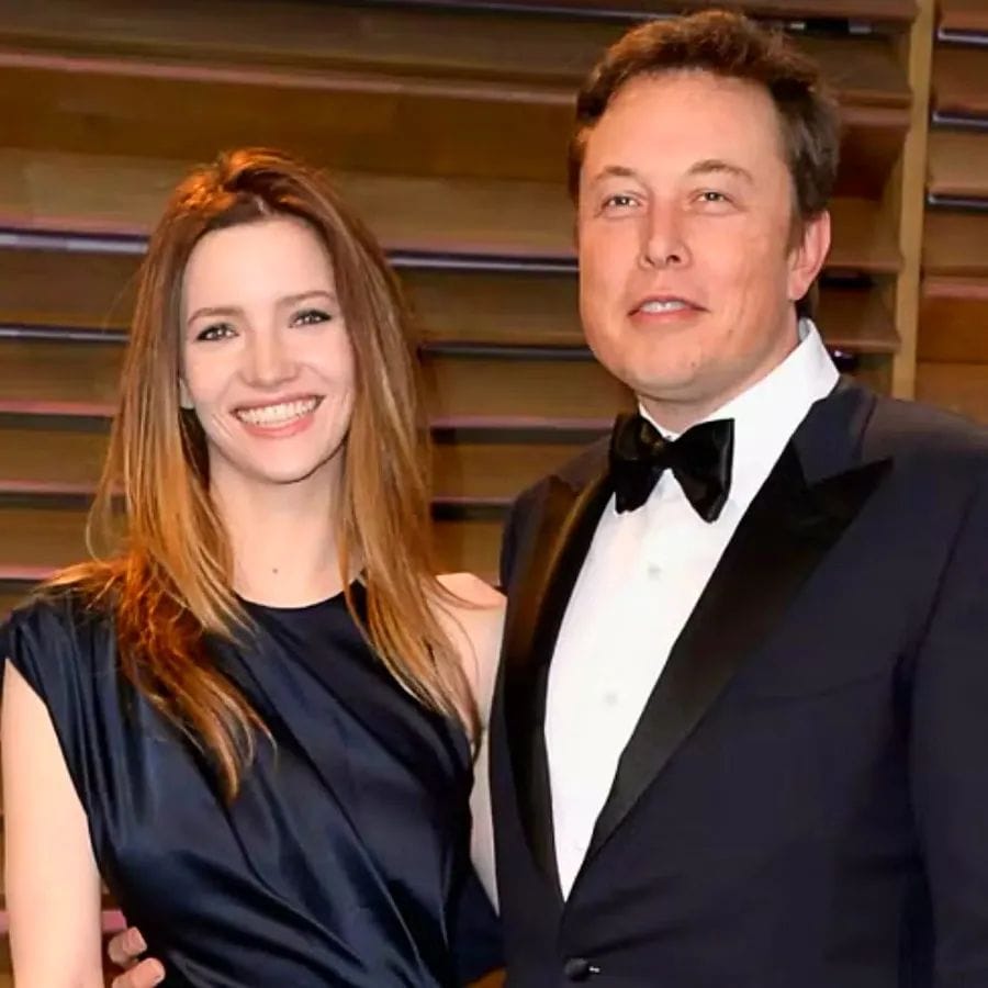 ઇલોન મસ્કે 2000માં કેનેડિયન લેખક જસ્ટિન વિલ્સન (Justine Wilson) સાથે ...