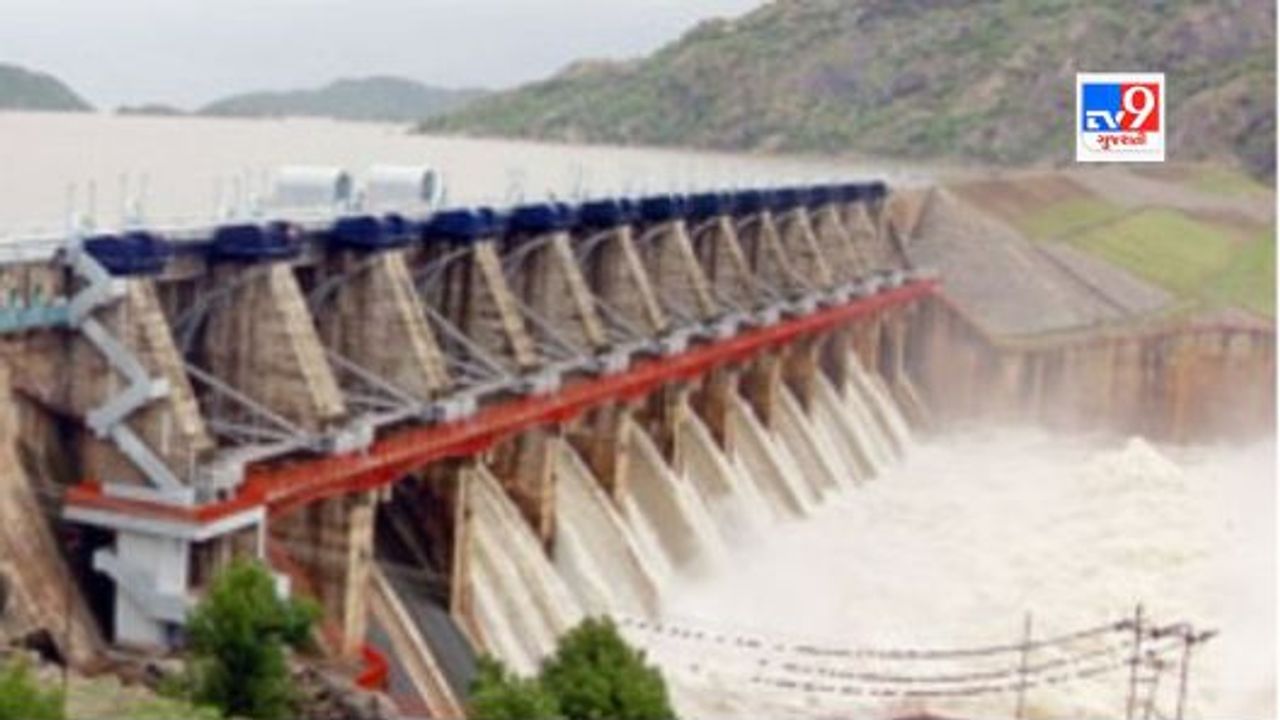 ધરોઈના 8 દરવાજા ખોલાયા, સાબરમતી નદીમાં ફરી પુરના દૃશ્યો સર્જાયા, હાથમતી ...