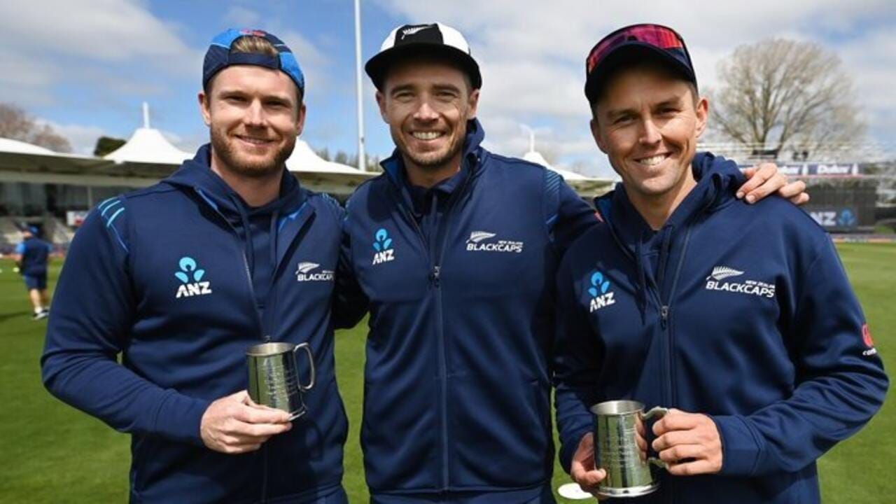 NZ vs PAK: ન્યુઝીલેન્ડના ખેલાડીની 'સદી', પાકિસ્તાનની સામે મેદાન પર ...