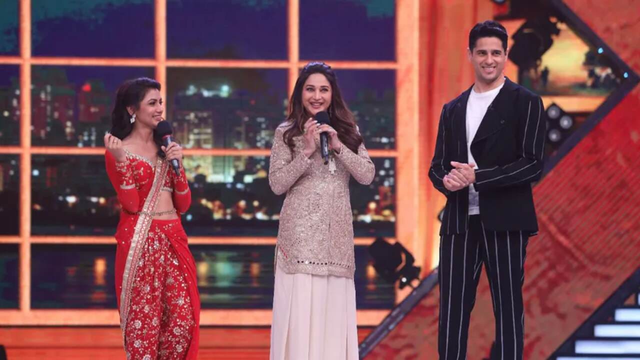 Jhalak Dikhlaa Jaa 10 : નિયા શર્માથી લઈને અમૃતા ખાનવિલકરની જુઓ સ્પર્ધકોની એક ઝલક - Gujarati News ...