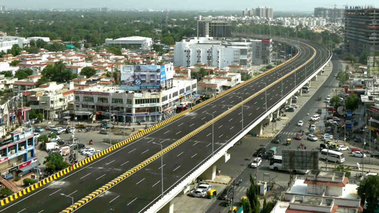 વડોદરામાં ગુજરાતના સૌથી મોટા ઓવરબ્રિજનું CM ભૂપેન્દ્ર પટેલે લોકાર્પણ ...