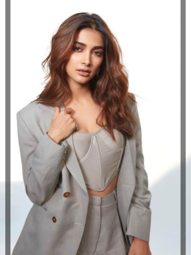 પૂજા હેગડેનો ક્લાસી લુક ચર્ચામાં, ફેન્સે વરસાવ્યો પ્રેમ – Tv9 Gujarati