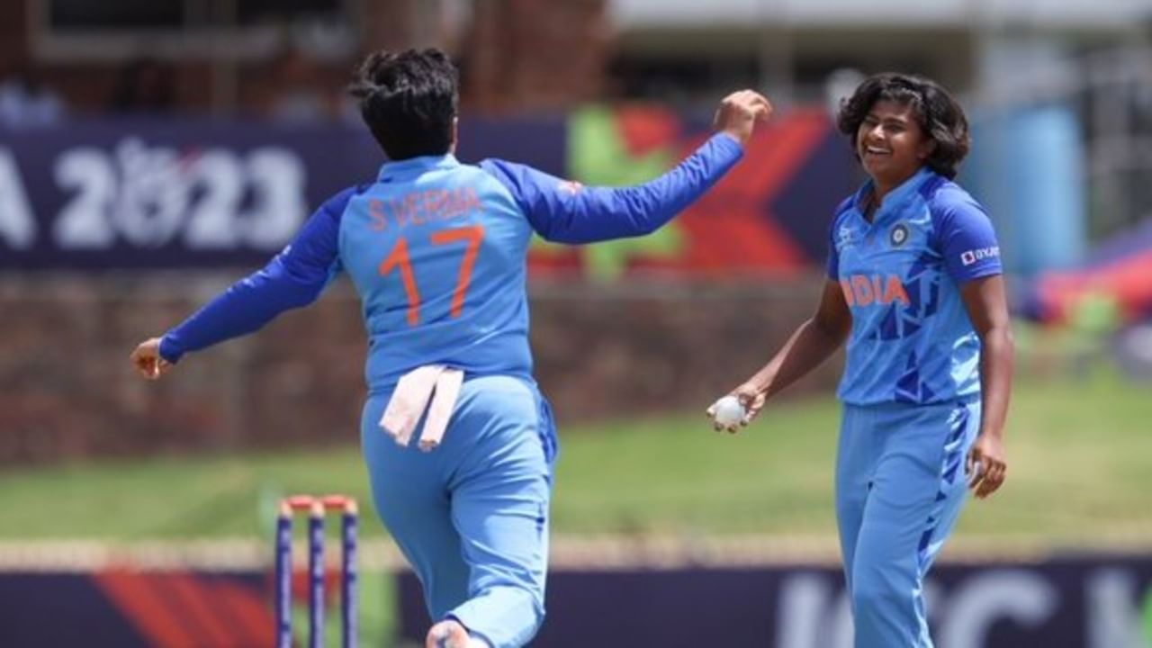 IND vs ENG: ભારત સામે ઈંગ્લેન્ડ 68 રનમાં સમેટાયુ, યુવા મહિલા ટીમ ઈતિહાસ ...