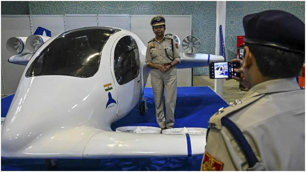 Photos : દેશની પહેલી Electric Air Taxi ની પ્રથમ ઝલક આવી સામે, વર્ષ 2025 ...