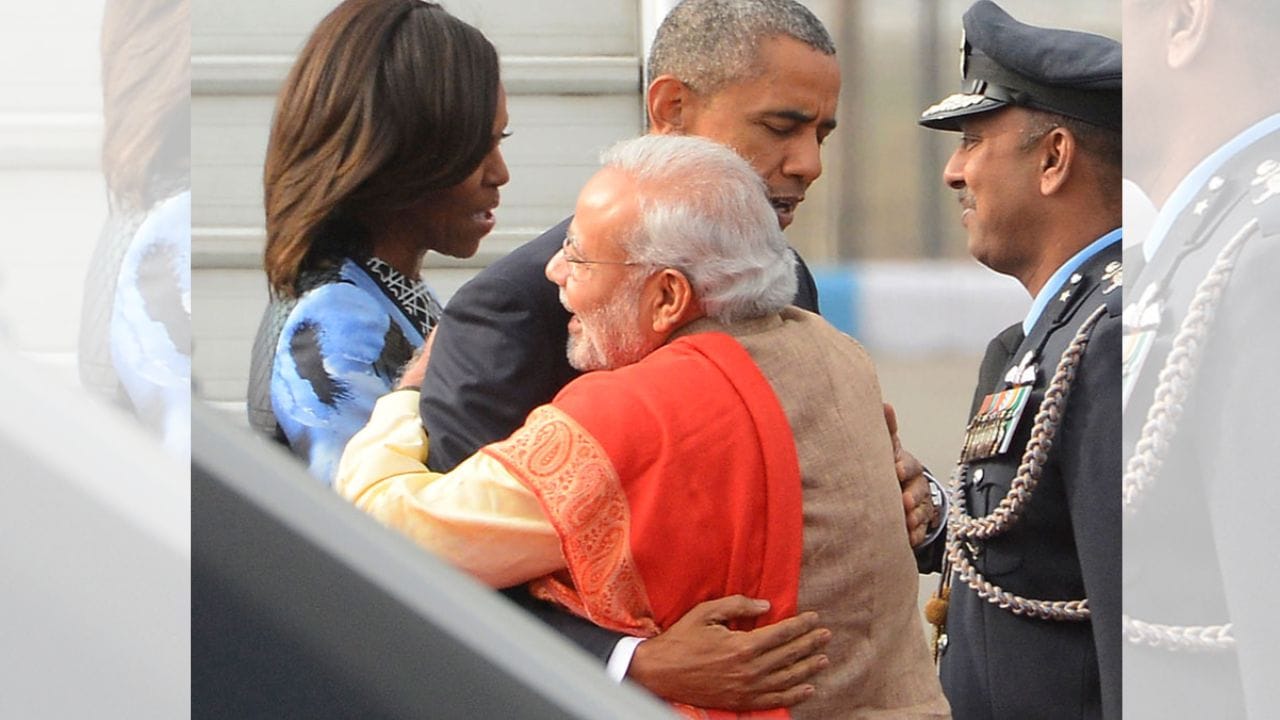The Modi Hug: 'મોદી સ્ટાઇલ' વિશ્વ નેતાઓ લાગ્યા પીએમ મોદીના ગળે, જુઓ ...