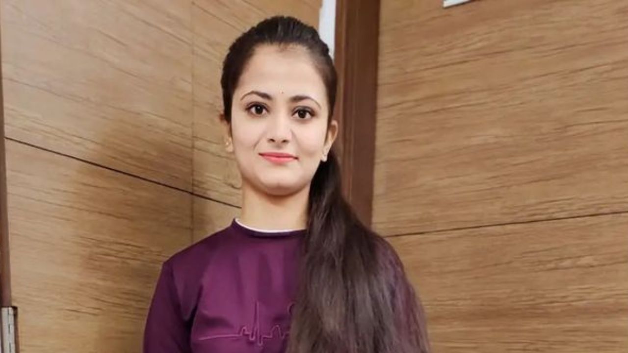 Success Story 24 વર્ષની ઉંમરે બે વખત ક્રેક કરી Upscની પરીક્ષા પહેલા