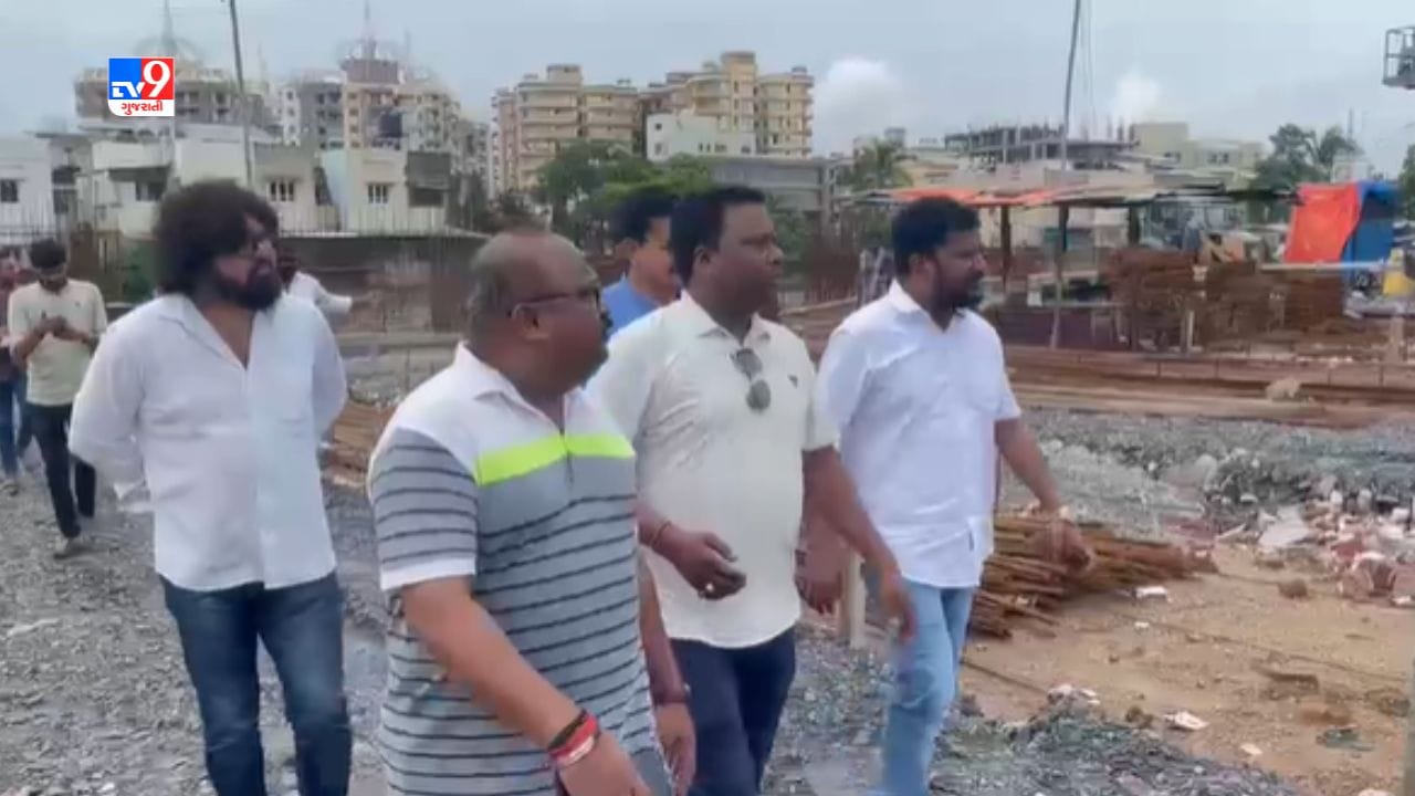 Navsari: નવસારીમાં બાળકોને કરંટ લાગવાની ઘટનામાં MLA અનંત પટેલ આક્રમક ...