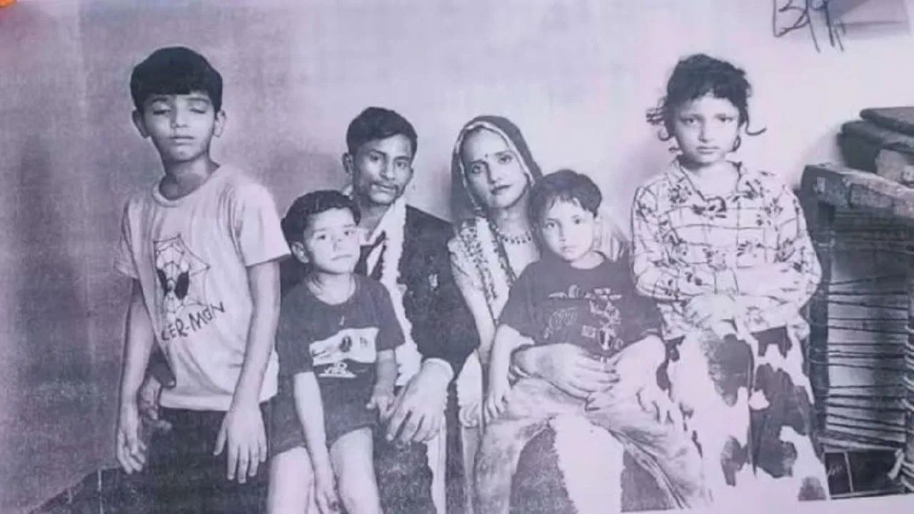 Seema Sachin Marriage હિન્દુ ડ્રેસ માંગમાં સિંદૂર ગળામાં મંગળસૂત્ર જુઓ સીમા સચિનના લગ્નના