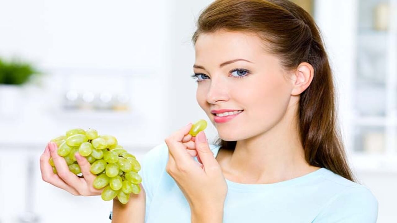 Grape Benefits And Side Effects: દ્રાક્ષનું સેવન કરવાથી કંટ્રોલમાં રહે છે બ્લડપ્રેશર, જાણો ...