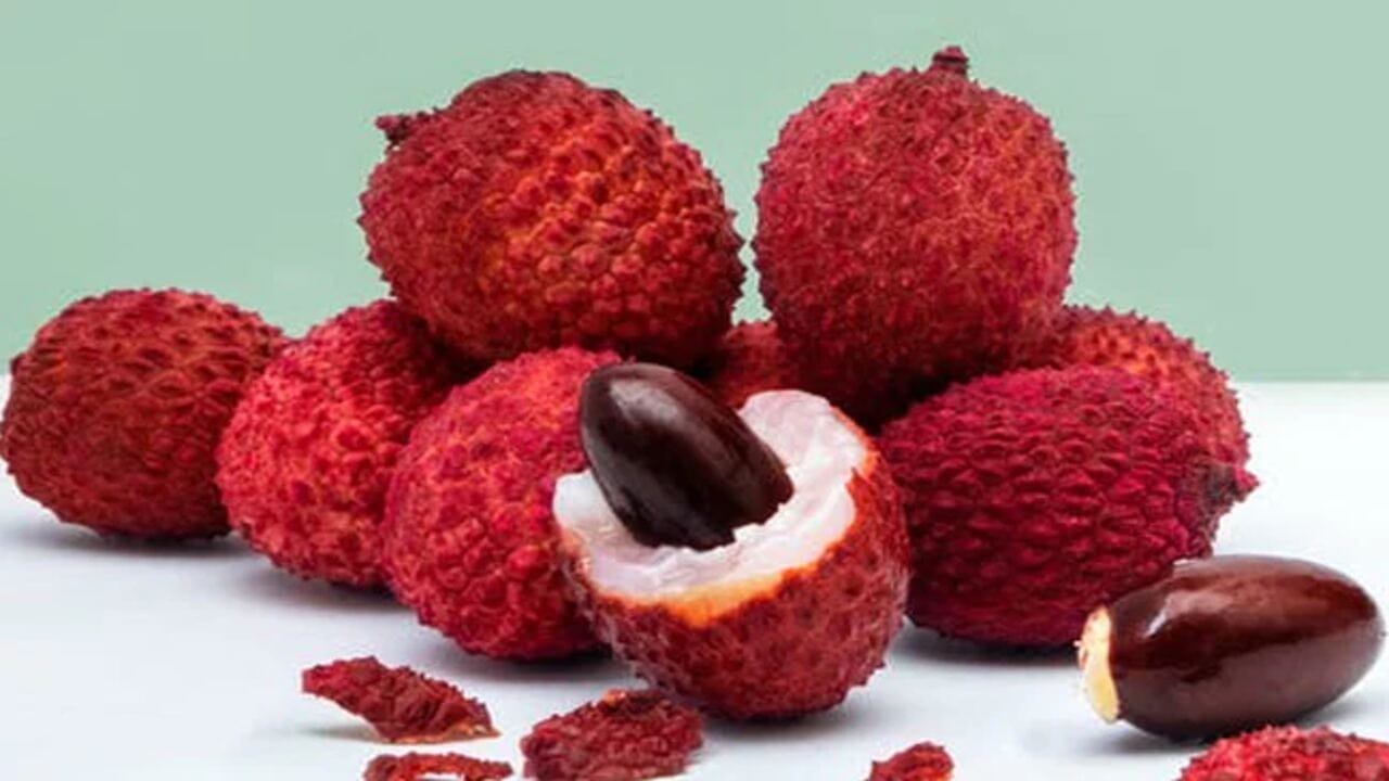 Lychee Benefits And Side Effects: લીચી ખાવાથી વજનમાં થઈ શકે છે વધારો ...