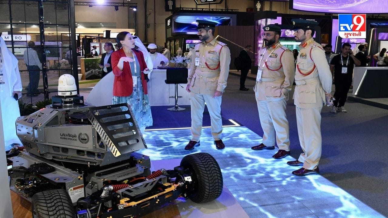 Dubaiમાં AI સંચાલિત Driverless Police Patrol Car સુરક્ષા અને સલામતી ...
