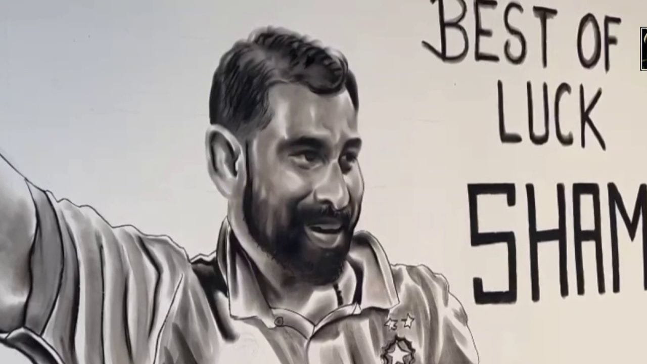 આર્ટિસ્ટે કોલસાની મદદથી મોહમ્મદ શમીનું પોટ્રેટ બનાવ્યું, જુઓ ફોટો ...