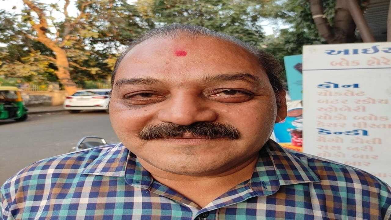 સુરત : ભાજપનાં પત્રિકાકાંડમાં શિક્ષણ સમિતિના અધ્યક્ષ ધનેશ શાહની ...