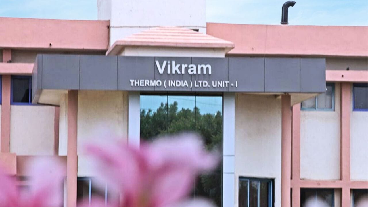 ગુજરાતની આ ફાર્મા કંપનીનું થયું ડિમર્જર, શેરના ભાવમાં જોવા મળ્યો વધારો, જાણો વિગત - Gujarati ...